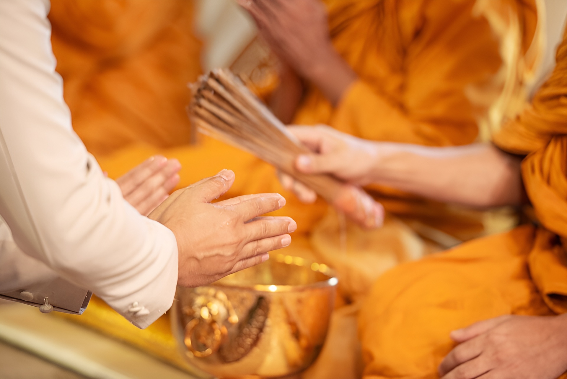 Gratitude Rituals of Highly Successful People - Gratitude Journal and App